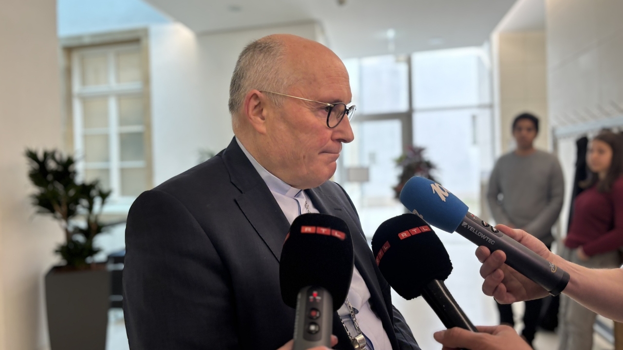 RTL Infos - Après l'annonce du détournement de fonds: Une "solution interne" était en discussion ...